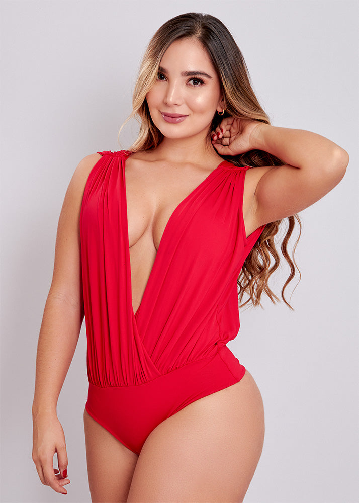 Recogido Escote Rojo – Basic and Essentials